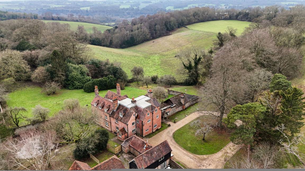 House ∙ 1 Bedroom ∙ 16 Guests - Wallingford