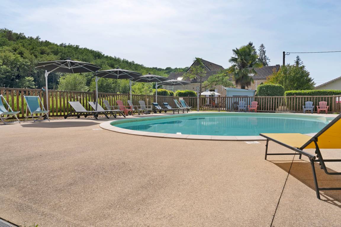 35 M² Chambre D'hôtes ∙ 1 Chambre ∙ 4 Personnes - Les Eyzies-de-Tayac-Sireuil