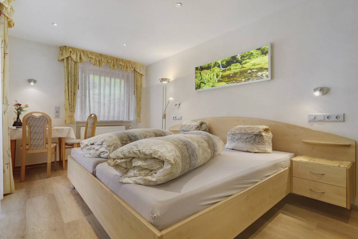 22 M² Ferienwohnung ∙ 1 Schlafzimmer ∙ 2 Gäste - Bad Peterstal-Griesbach