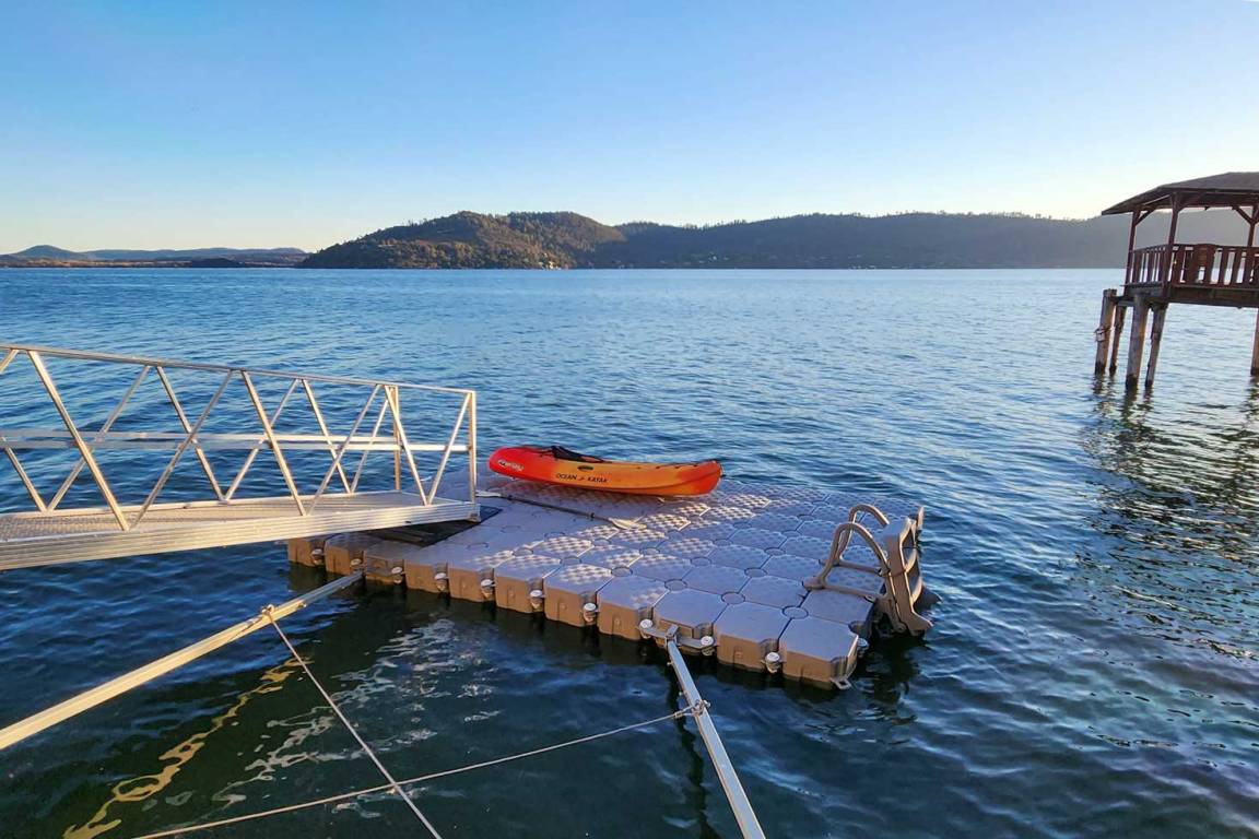 120 M² House ∙ 2 Bedrooms ∙ 7 Guests - Clearlake, CA