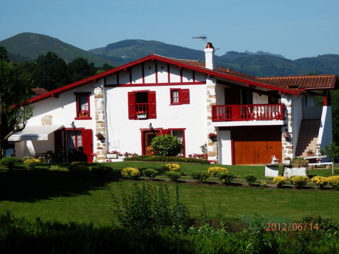 40 M² Gîte ∙ 1 Chambre ∙ 2 Personnes - Saint-Pée-sur-Nivelle