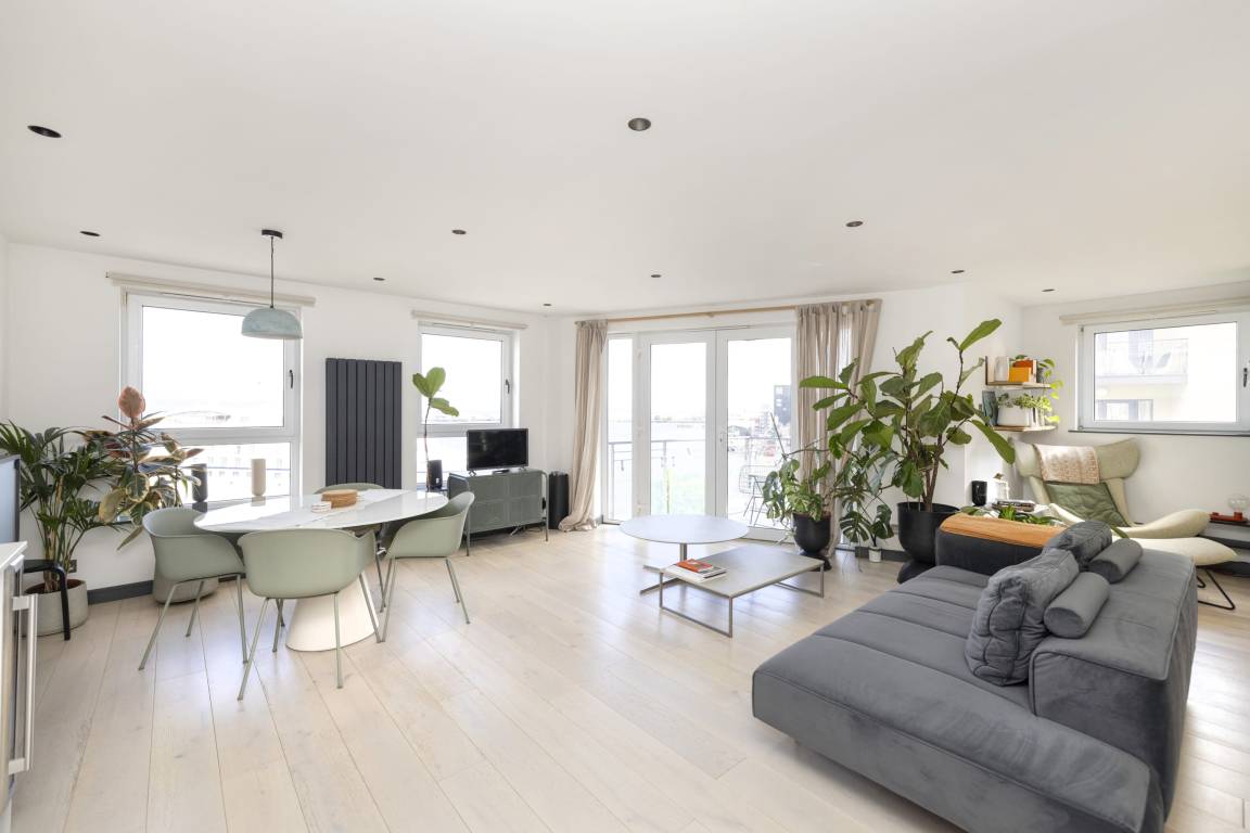 102 M² Apartment ∙ 2 Bedrooms ∙ 4 Guests - Queen Margaret University