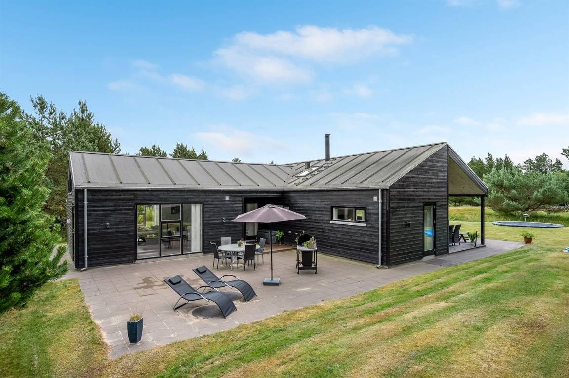 185 M² Ferienhaus ∙ 4 Schlafzimmer ∙ 8 Gäste - Blåvand