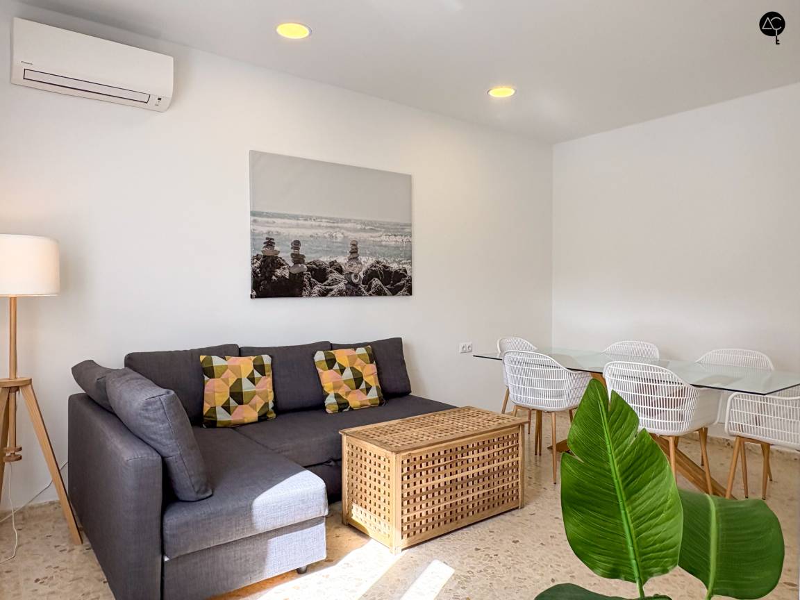 60 M² Apartamento ∙ 2 Habitaciones ∙ 7 Huéspedes - Cádiz