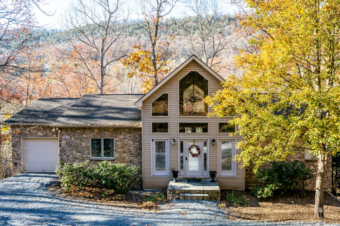 276 M² House ∙ 5 Bedrooms ∙ 12 Guests - Massanutten, VA