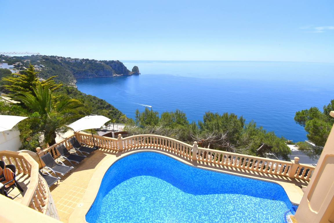 234 M² Chalet ∙ 3 Habitaciones ∙ 6 Huéspedes - Jávea