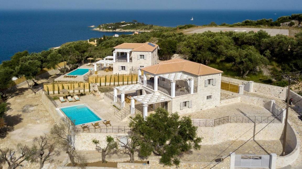 160 M² Villa ∙ 4 Chambres ∙ 8 Personnes - Paxos