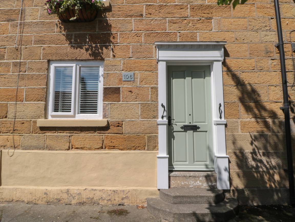 Cottage ∙ 2 Bedrooms ∙ 4 Guests - Saltburn-by-the-Sea