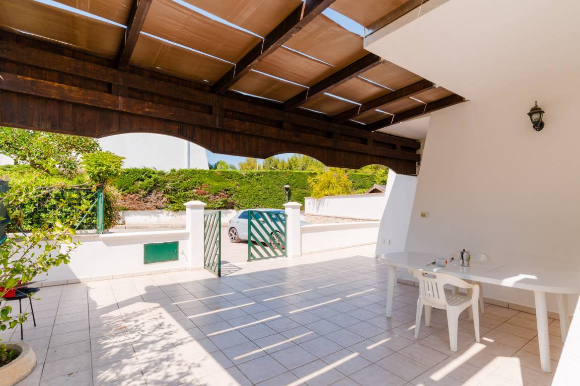 65 M² Ferienhaus ∙ 2 Schlafzimmer ∙ 6 Gäste - Ugento