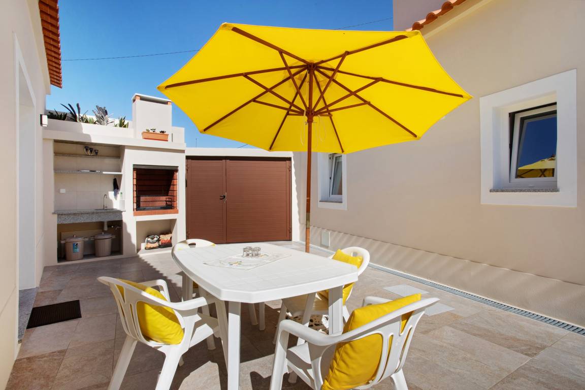 65 M² House ∙ 1 Bedroom ∙ 3 Guests - Atalaia