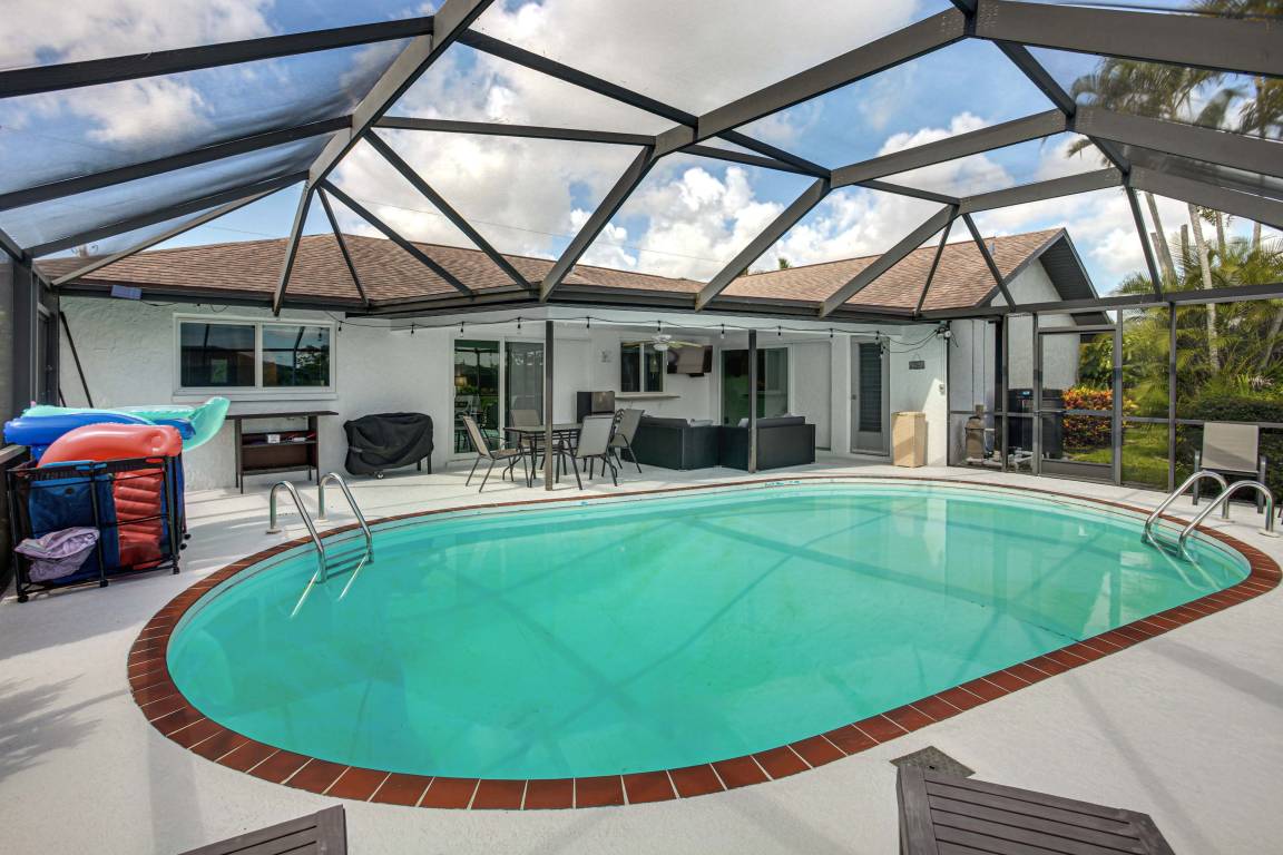 148 M² House ∙ 3 Bedrooms ∙ 8 Guests - Cape Coral, FL