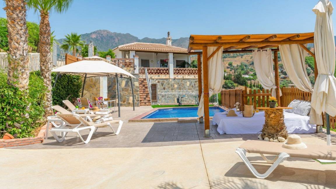 130 M² House ∙ 3 Bedrooms ∙ 6 Guests - Frigiliana