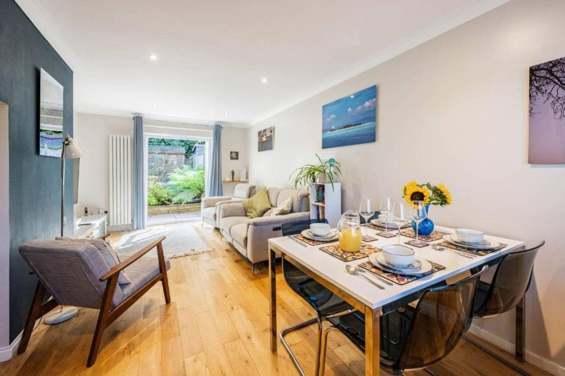 House ∙ 2 Bedrooms ∙ 4 Guests - Norwich