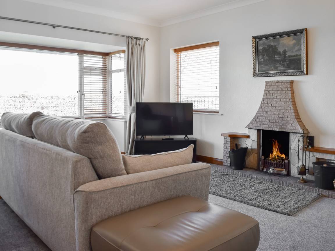 Cottage ∙ 3 Bedrooms ∙ 6 Guests - Stoke-on-Trent
