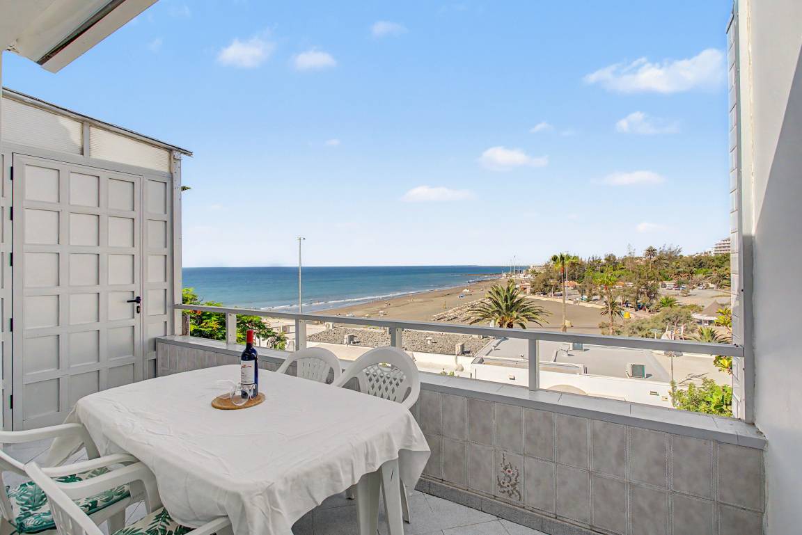 75 M² Bungalow ∙ 3 Habitaciones ∙ 6 Huéspedes - Gran Canaria