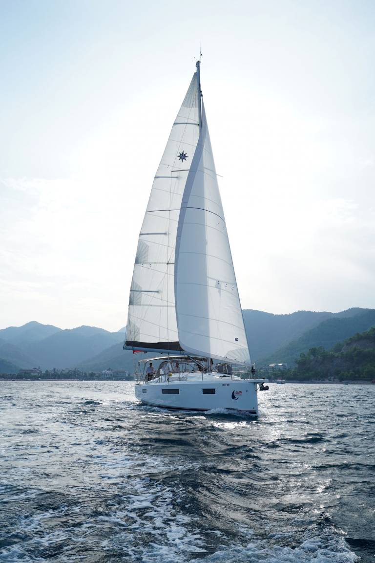12 M² Houseboat ∙ 2 Bedrooms ∙ 4 Guests - Marmaris