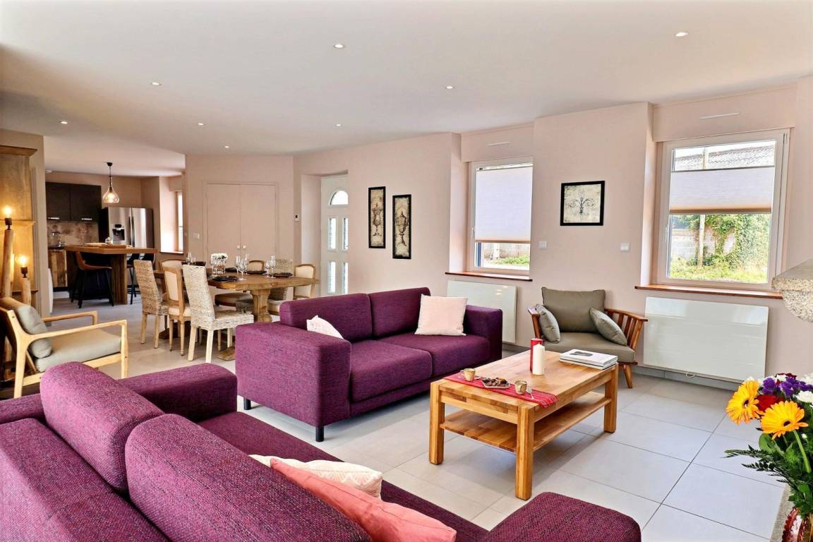 130 M² Gîte ∙ 4 Chambres ∙ 8 Personnes - Étel