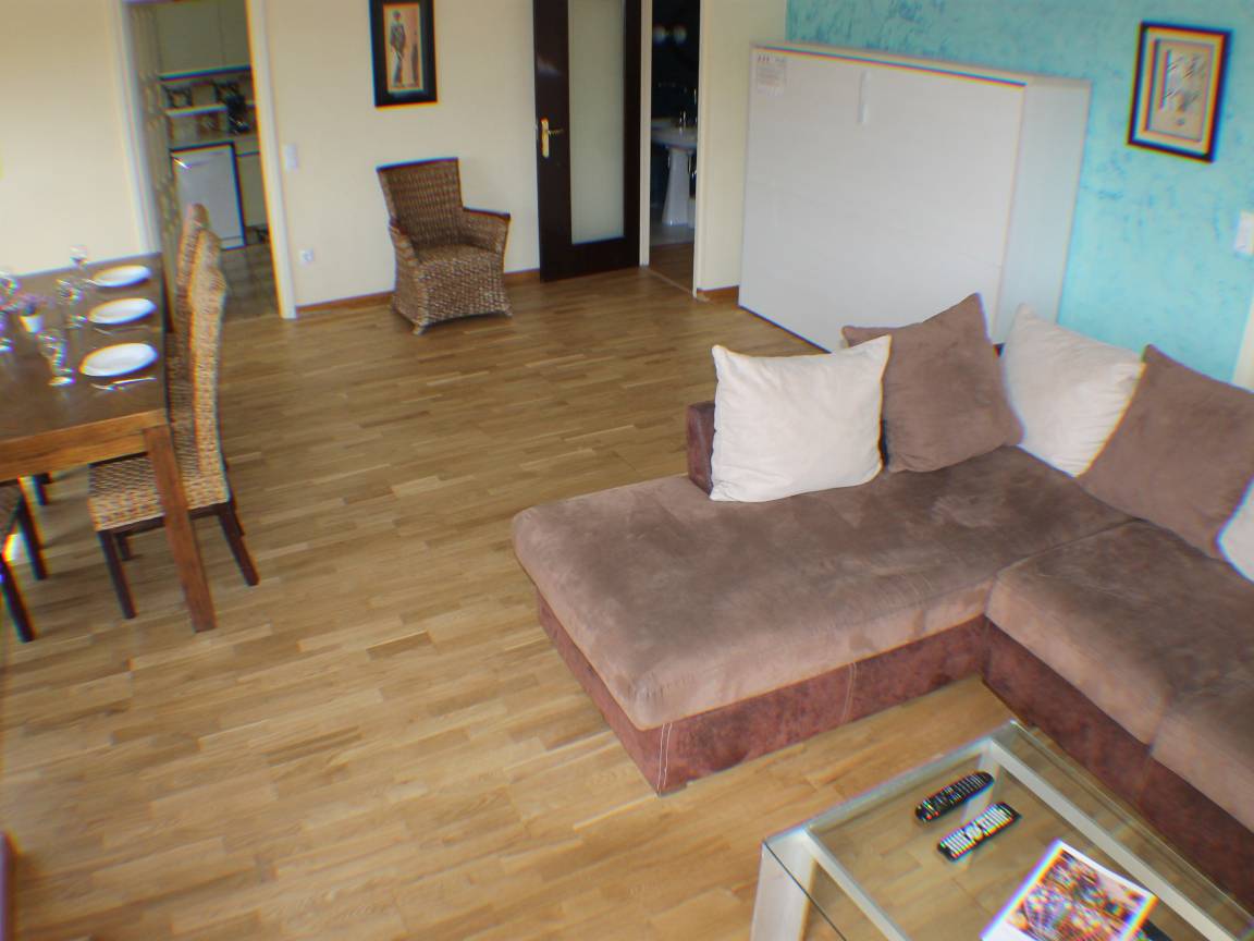 118 M² Apartment ∙ 3 Bedrooms ∙ 8 Guests - Roses