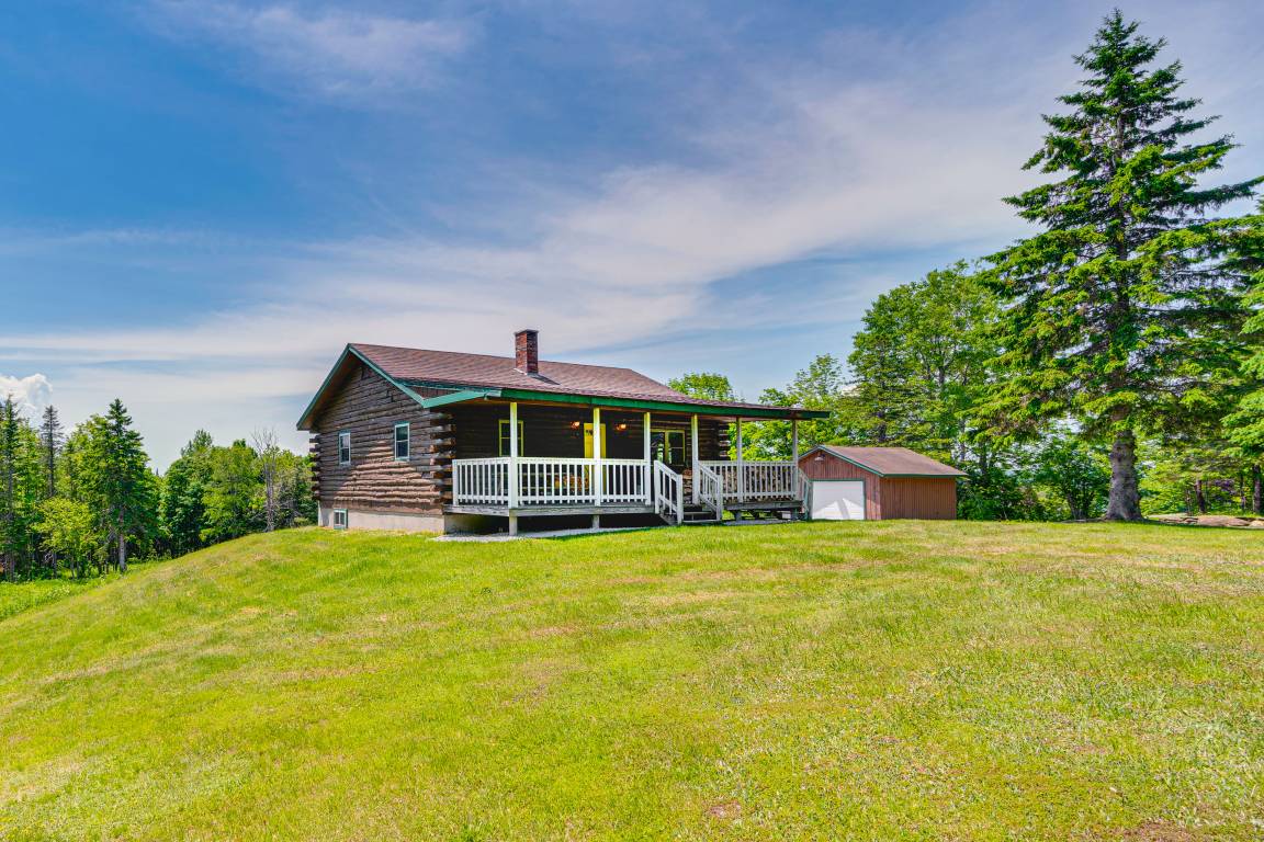 83 M² House ∙ 4 Bedrooms ∙ 10 Guests - Groton State Forest, Plainfield