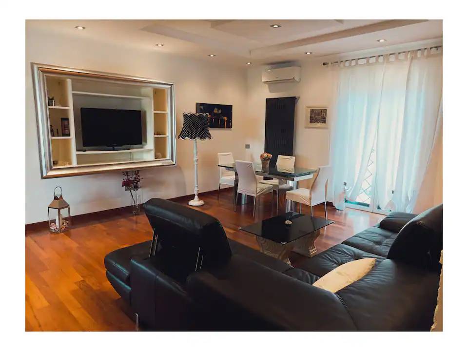 80 M² Apartment ∙ 2 Bedrooms ∙ 4 Guests - Marino