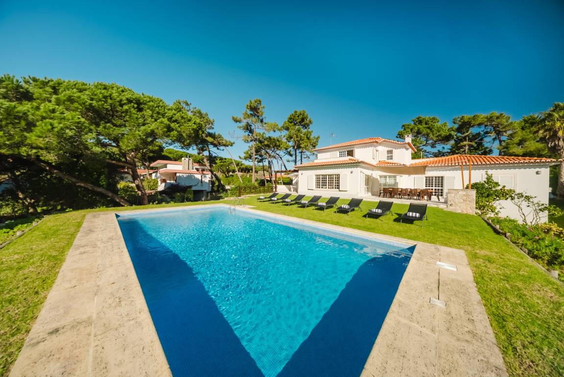 280 M² Villa ∙ 6 Chambres ∙ 14 Personnes - Colares