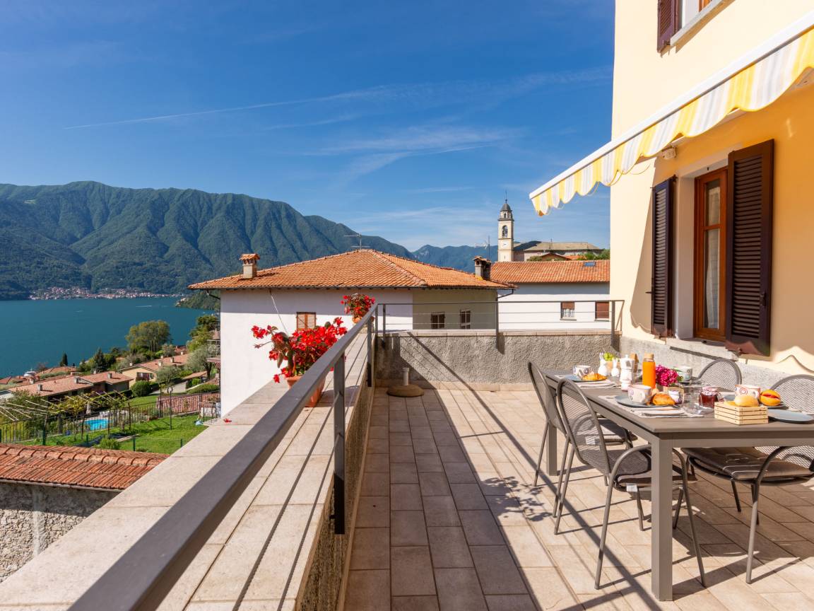 80 M² Appartamento Vacanza ∙ 2 Camere Da Letto ∙ 4 Ospiti - Tremezzina
