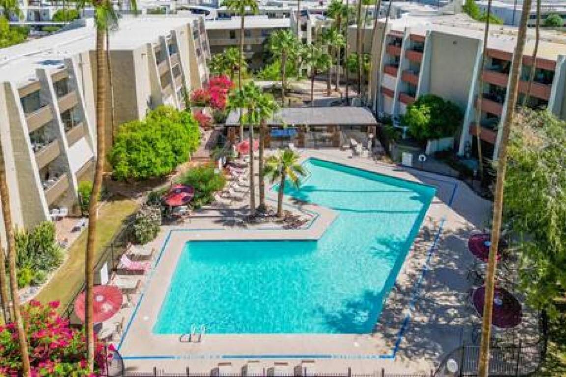 Apartment ∙ 2 Bedrooms ∙ 6 Guests - Scottsdale, AZ