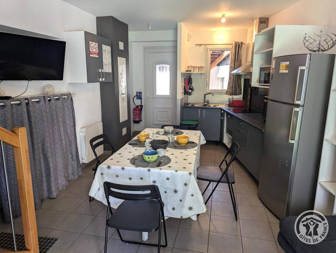 59 M² Gîte ∙ 3 Chambres ∙ 6 Personnes - Rhône