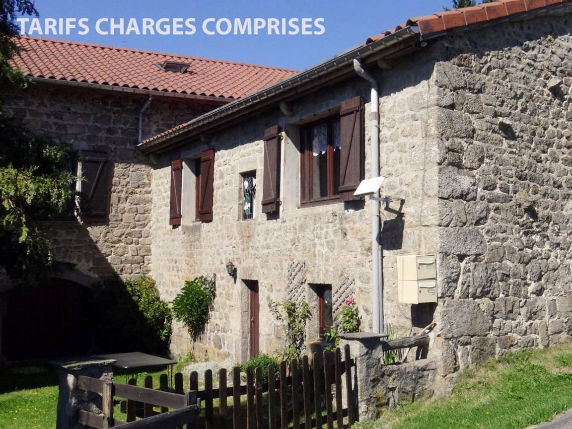65 M² Casa Rural ∙ 2 Habitaciones ∙ 4 Huéspedes - Firminy