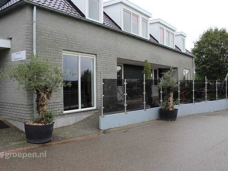 House ∙ 16 Bedrooms ∙ 35 Guests - Nijmegen