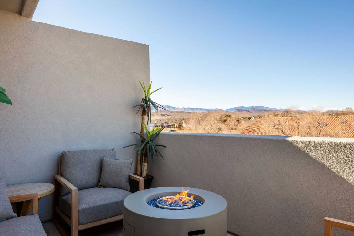 237 M² House ∙ 5 Bedrooms ∙ 20 Guests - St. George, USA