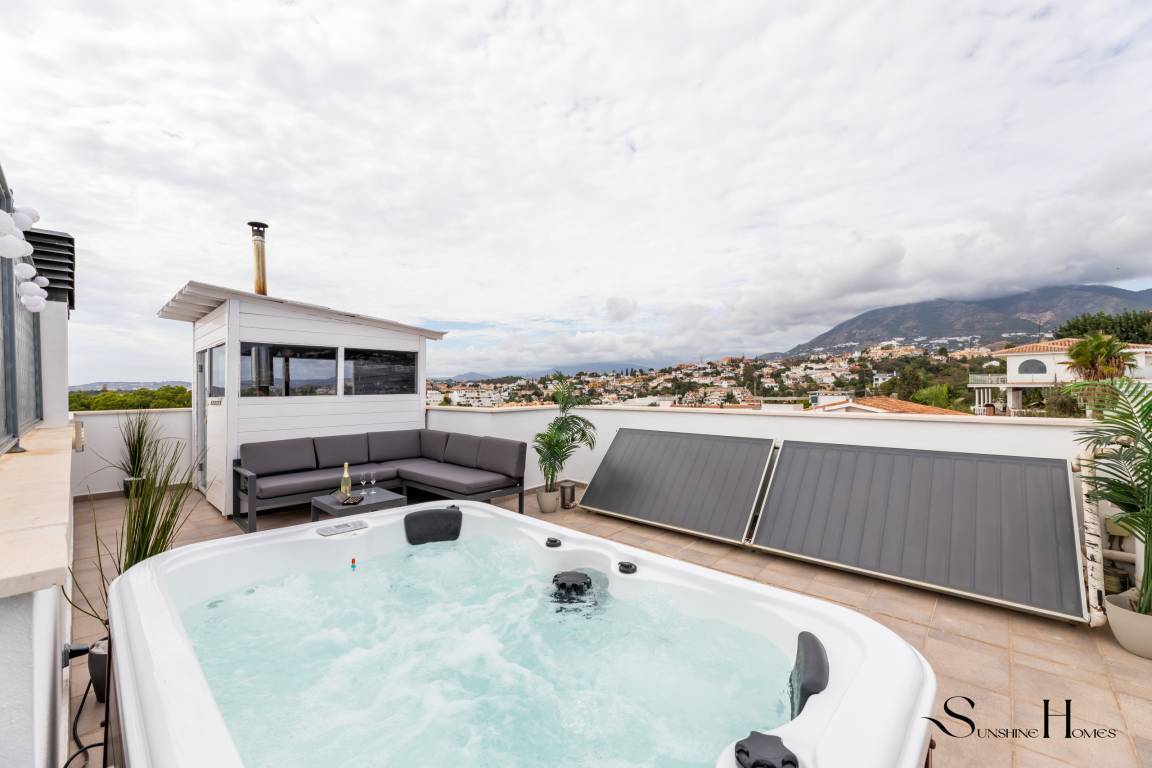 200 M² Maison De Vacances ∙ 3 Chambres ∙ 6 Personnes - Mijas
