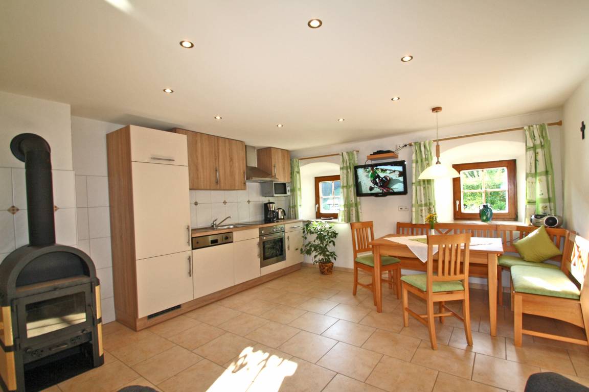 65 M² Ferienwohnung ∙ 2 Schlafzimmer ∙ 4 Gäste - Sachrang