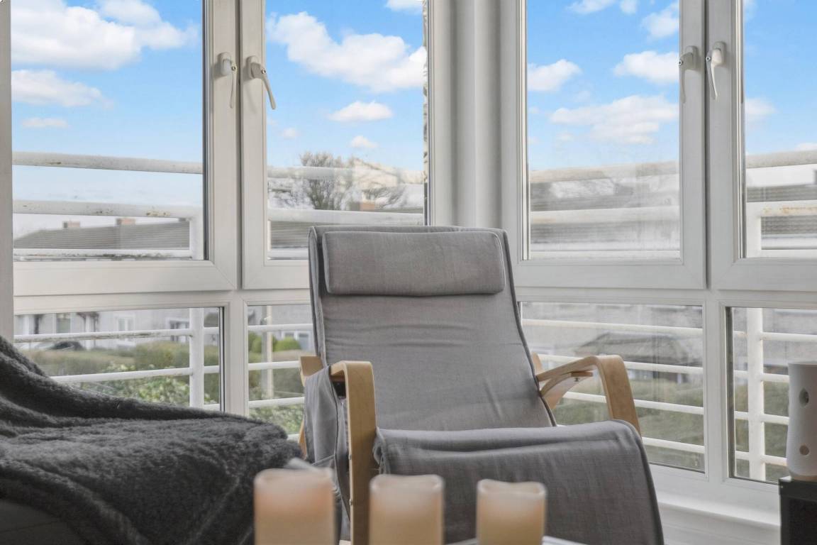 65 M² Huoneisto ∙ 2 Makuuhuonetta ∙ 4 Vierasta - Edinburgh