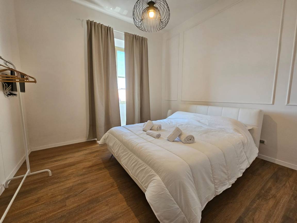 72 M² Apartamento ∙ 1 Habitación ∙ 4 Huéspedes - Civitavecchia