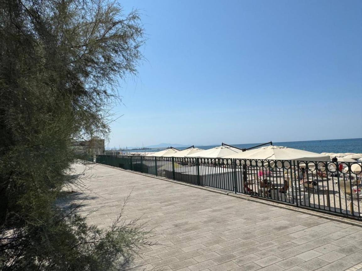 68 M² Ferienwohnung ∙ 2 Schlafzimmer ∙ 6 Gäste - Salerno