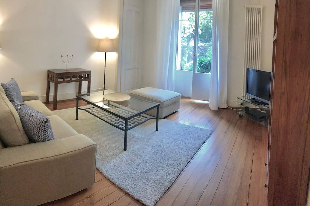 70 M² Appartement ∙ 2 Chambres ∙ 4 Personnes - Crissier
