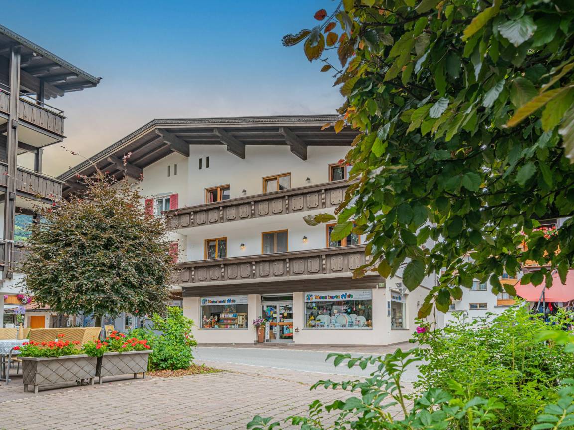 170 M² Apartment ∙ 6 Bedrooms ∙ 20 Guests - Westendorf