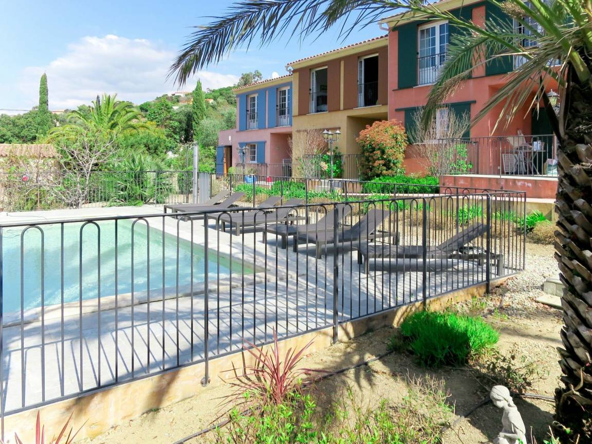 84 M² Resort ∙ 4 Bedrooms ∙ 8 Guests - Corsica