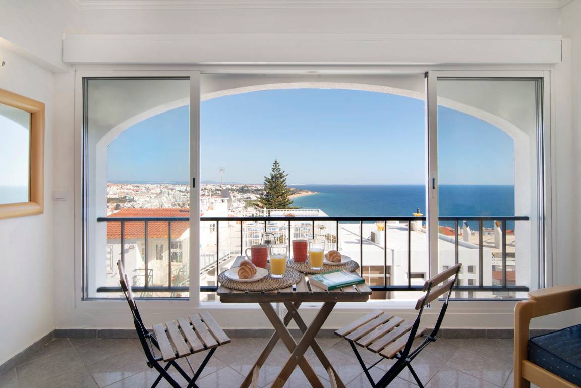 70 M² Apartamento ∙ 2 Habitaciones ∙ 4 Huéspedes - Albufeira