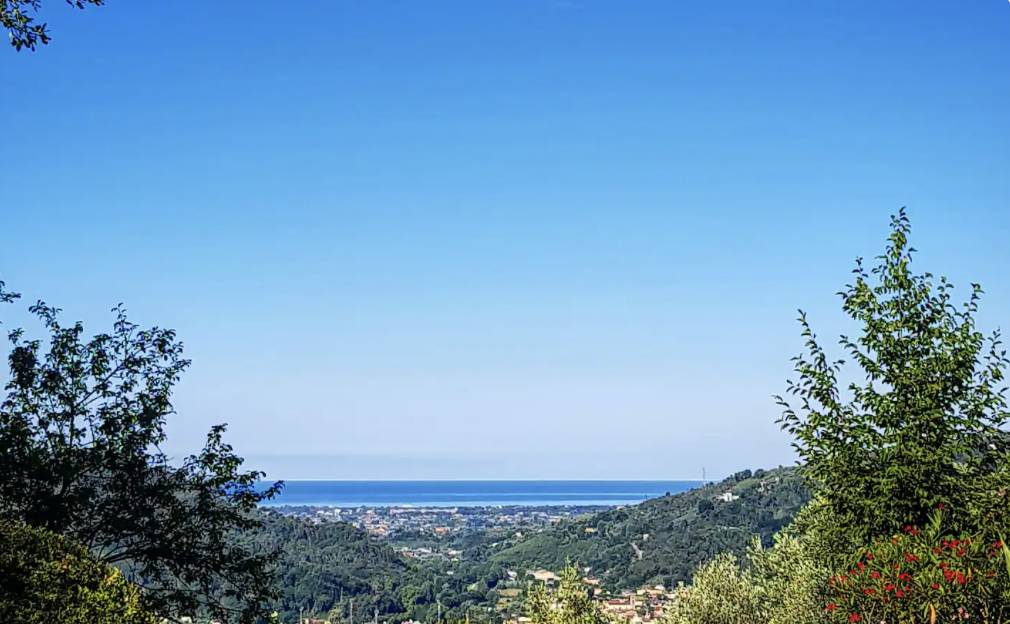 200 M² Maison De Vacances ∙ 3 Chambres ∙ 6 Personnes - Camaiore