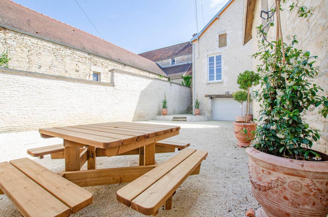 162 M² Gîte ∙ 3 Chambres ∙ 6 Personnes - Aube