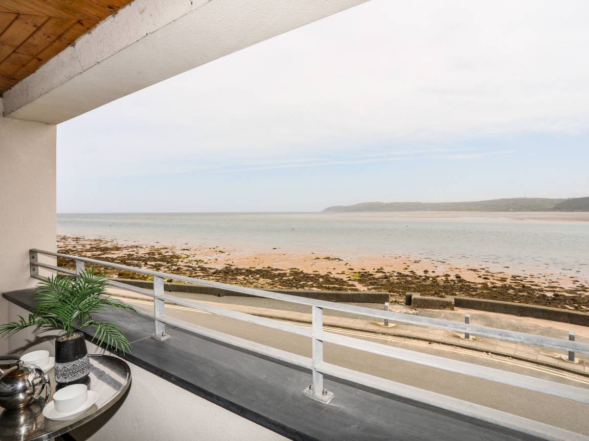 Cottage ∙ 4 Bedrooms ∙ 8 Guests - Benllech