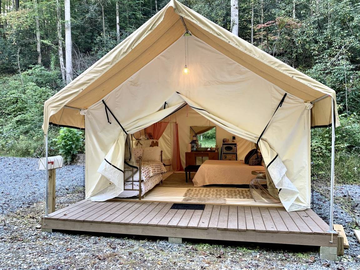 Camping ∙ 1 Bedroom ∙ 4 Guests - North Carolina