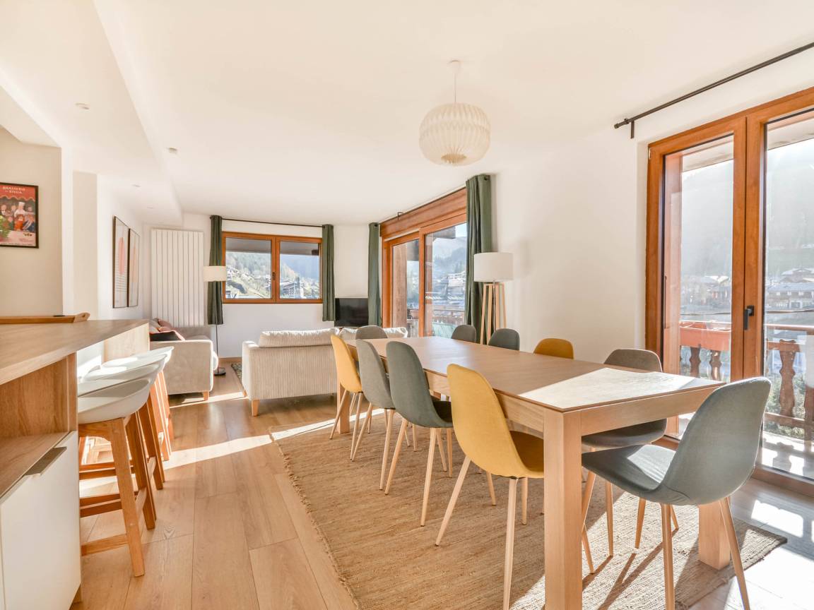 100 M² Apartment ∙ 4 Bedrooms ∙ 10 Guests - Morzine