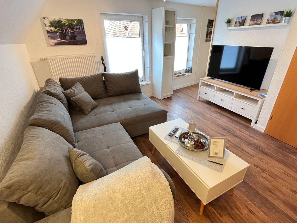 42 M² Ferienwohnung ∙ 1 Schlafzimmer ∙ 2 Gäste - Emden