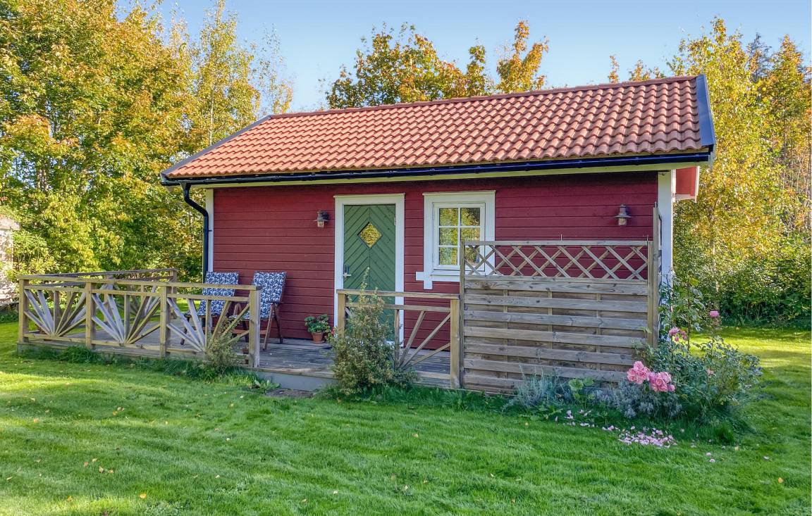 30 M² Hus ∙ 1 Sovrum ∙ 2 Gäster - Färjestaden