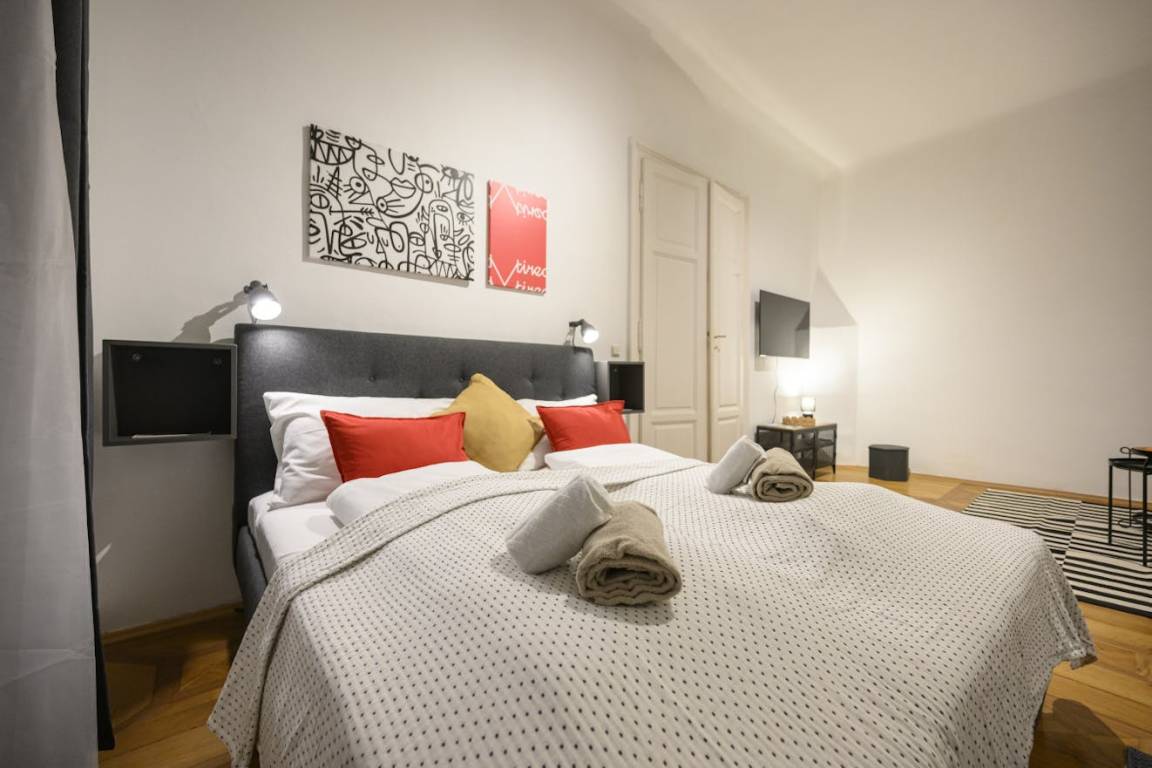 69 M² Apartment ∙ 1 Bedroom ∙ 4 Guests - Graz