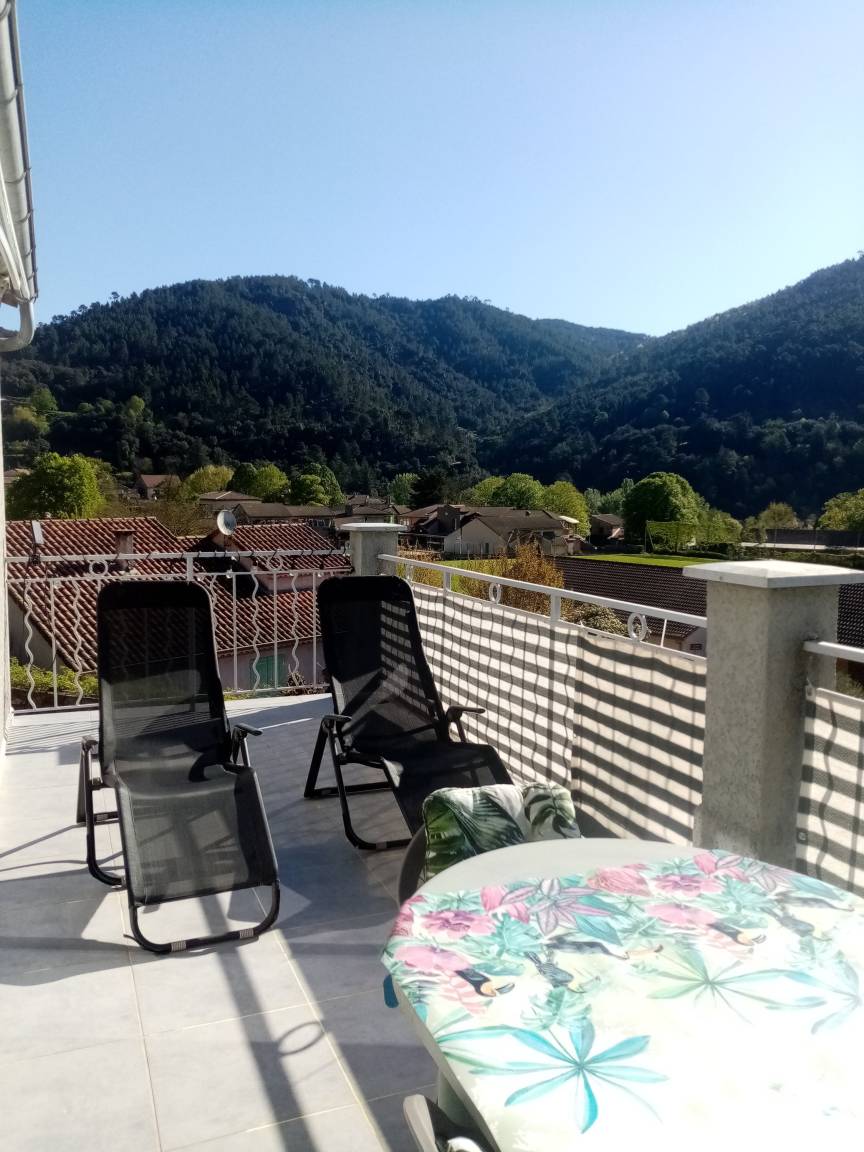 90 M² Huoneisto ∙ 2 Makuuhuonetta ∙ 6 Vierasta - Lozère