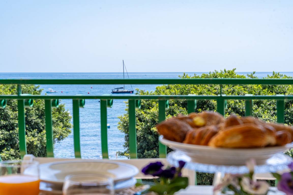 52 M² Huoneisto ∙ 1 Makuuhuone ∙ 4 Vierasta - Taormina
